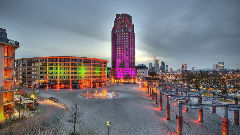 LOCATIONS – Walther-von-Cronberg-Platz